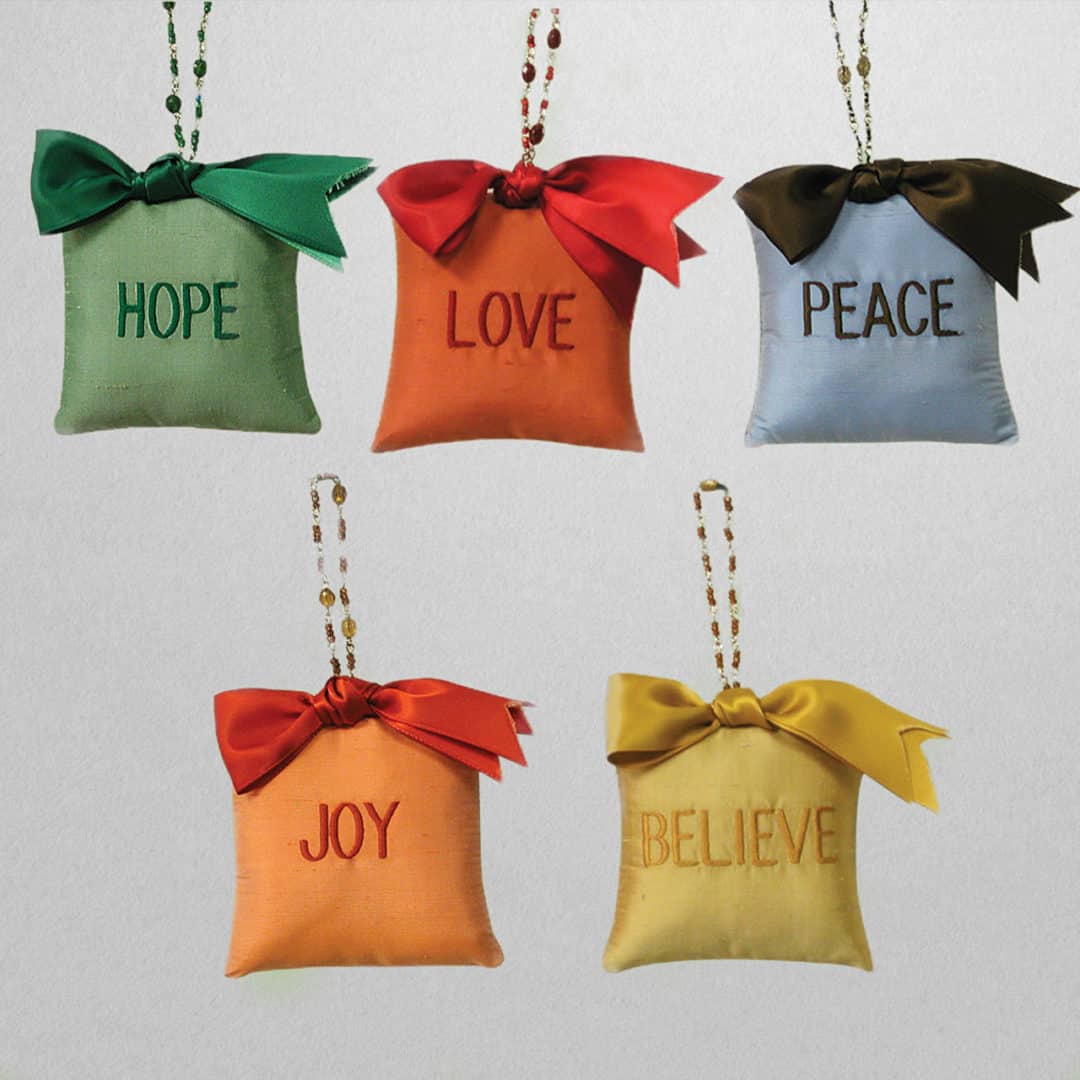 Set of 2 Sachets in Silk with Austrian Crystal Accent (Dive & Queen ...